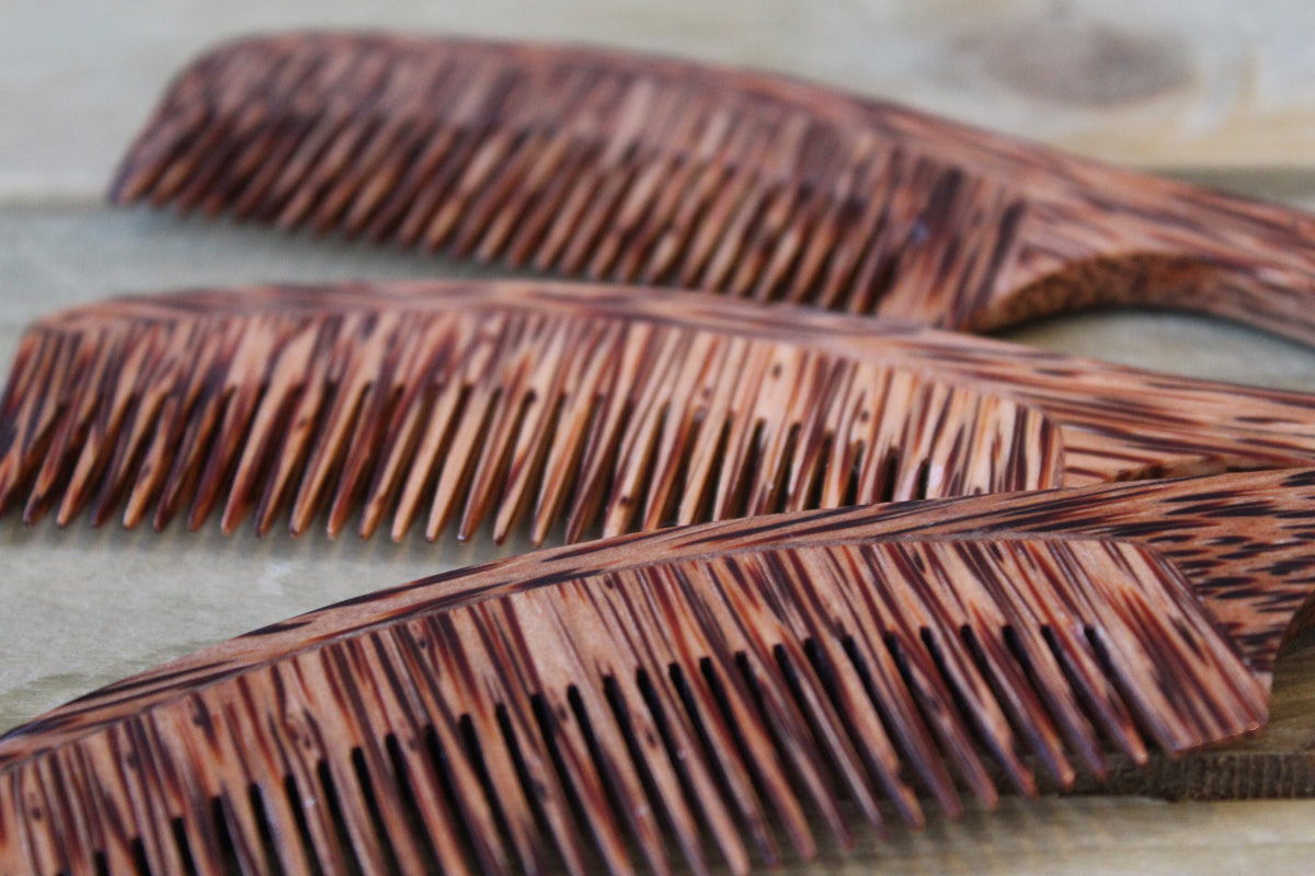 Coconut wood comb ~ By Huski home – UnSealed, Clacton-on-Sea